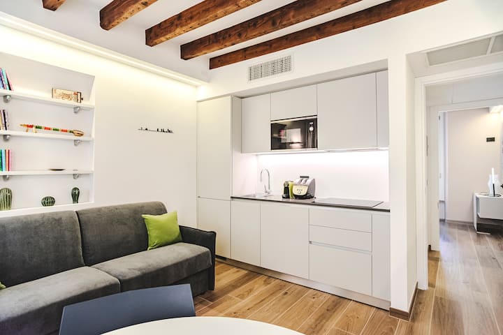 New! Wisteria House Apartment Isola District - Sesto San Giovanni