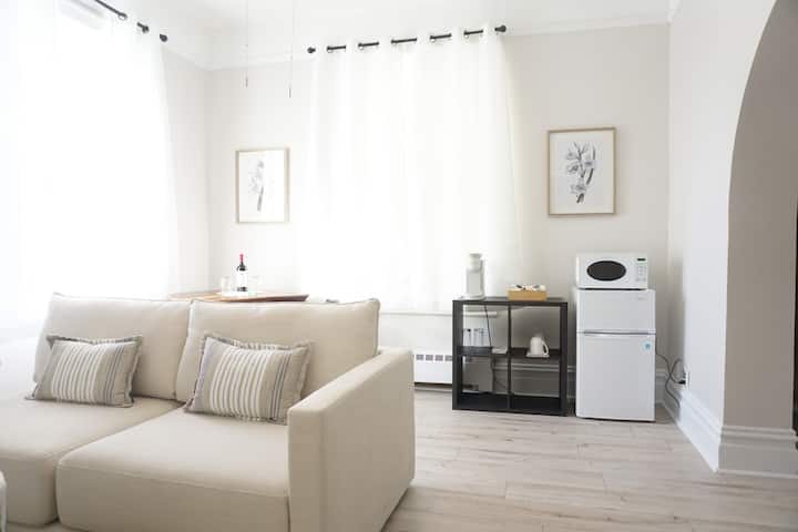 Broadmoor Suite 209 - San Francisco, CA