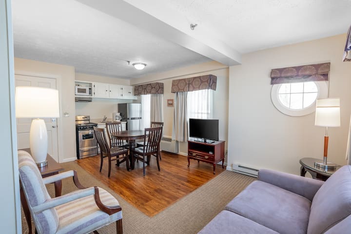 Quaint Ogunquit Apartment! - Ogunquit, ME