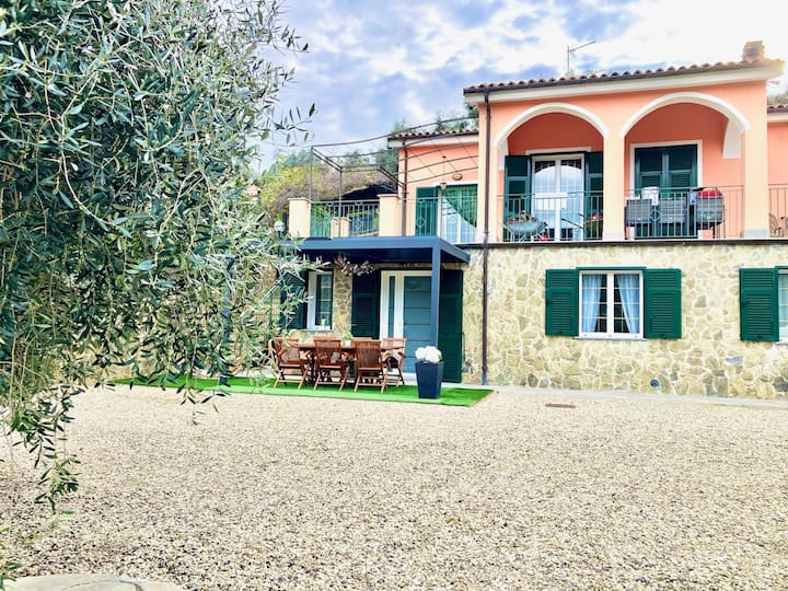Casa Vacanze Riviera Dei Fiori - Imperia