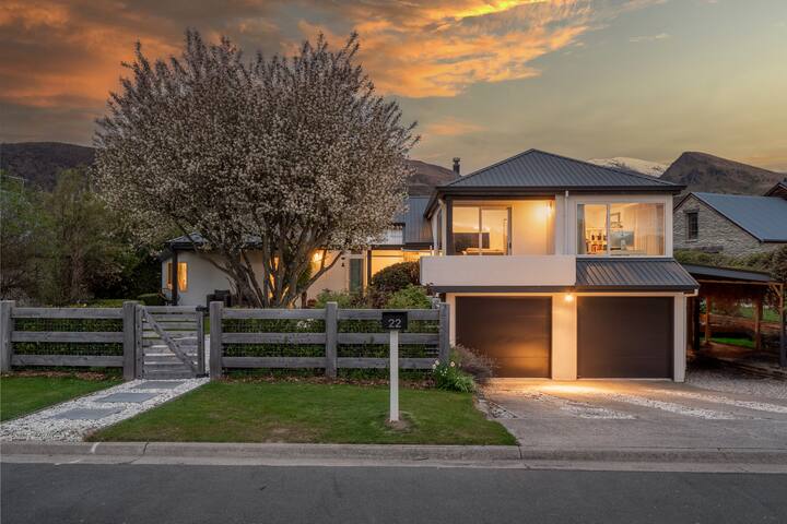 Arrowtown Family Home (With Spa) - アロータウン