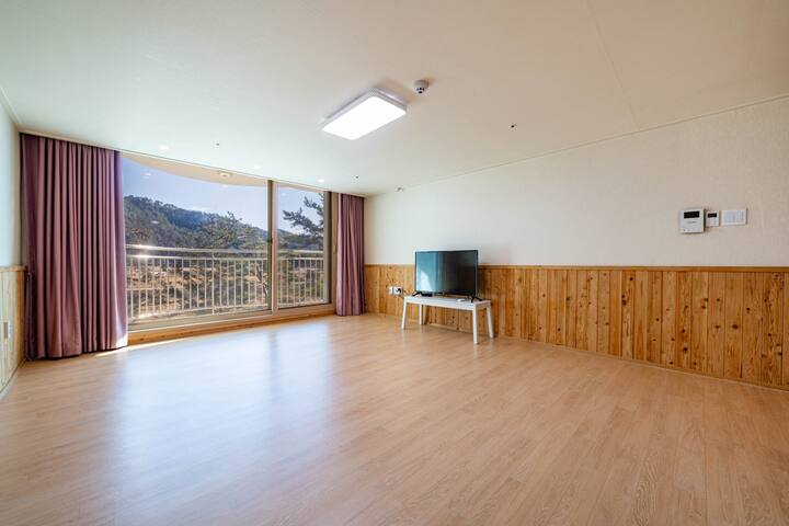 302호 - Gangneung-si