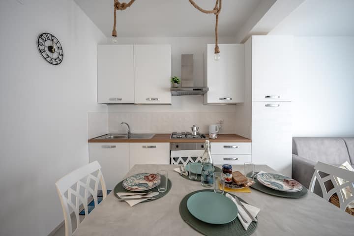 Lulu • 2 Camere • Vicino Mare • Parcheggio - Civitanova Marche