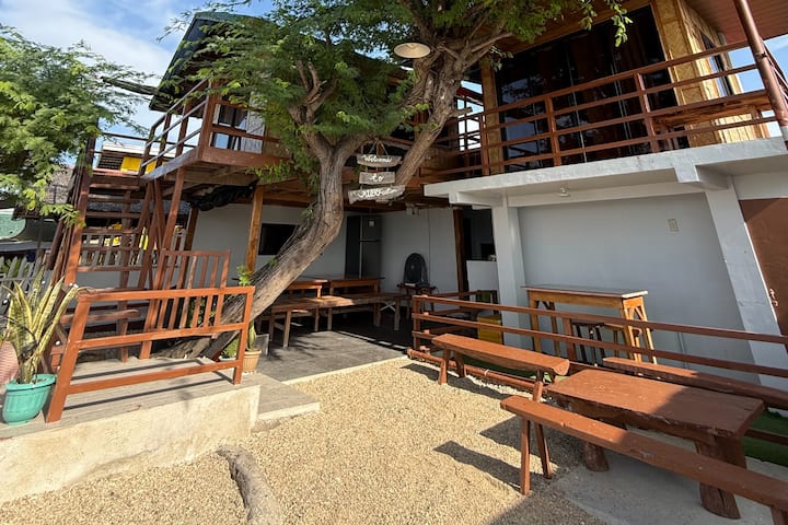 Exclusive Kubo House Beachfront - Calatagan