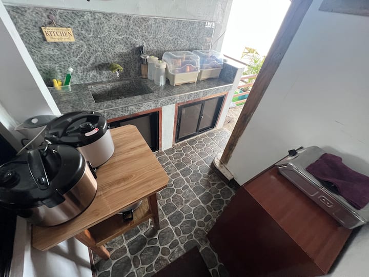 Exclusive Kubo House Beachfront - Calatagan