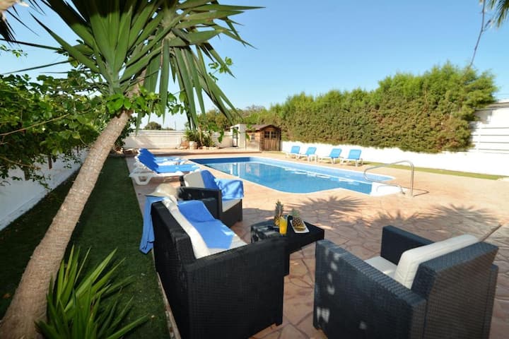 Chrysomare Villa, 4 Bedrooms - Nissi Beach