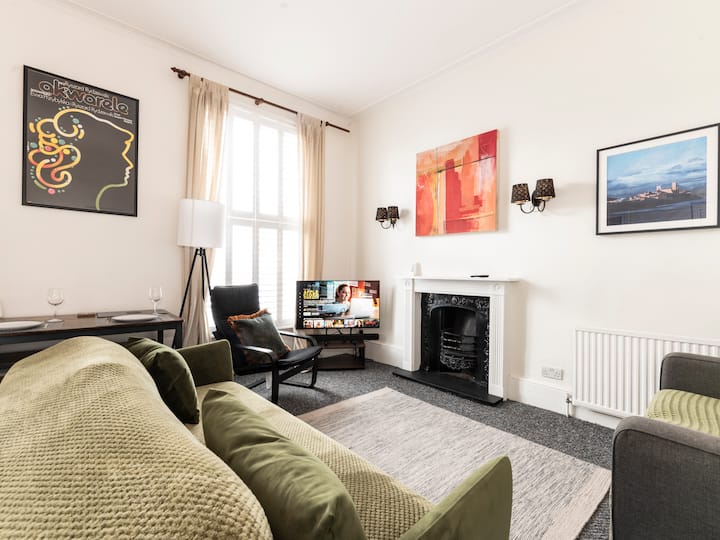 Cute & Central Greenwich Flat | 6 Min Deptford Stn - Londres
