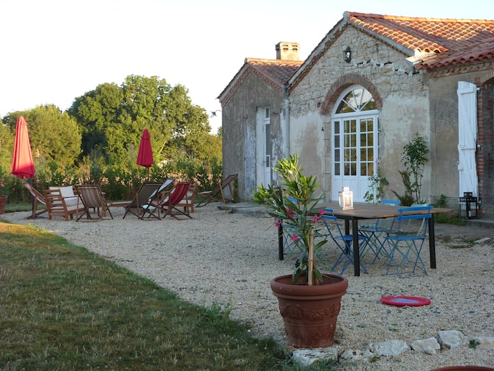 Gîte De Charme 14 Places, 3km Plages - Talmont-Saint-Hilaire