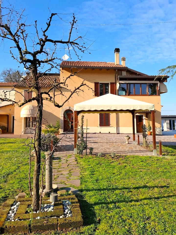 Podere Radici - Room & Breakfast - Cattolica