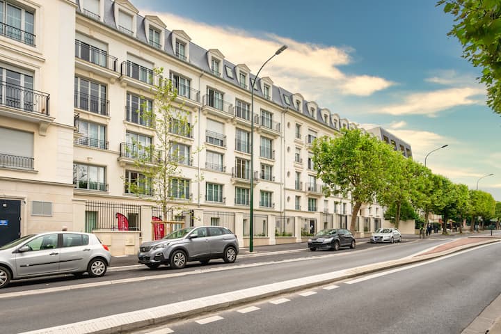 Appartement Spacieux Et Cozy - Le Raincy