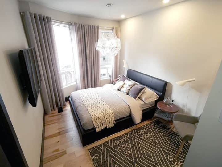Private Bth Suite - Le Plateau (P3) - Montreal
