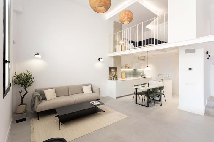 Triplex Renovado En Gracia - Barcelona