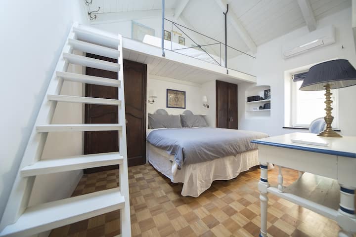 Hostdomus - Almare' Suite - Alassio