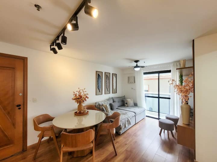 Excelente Quarto E Sala No Coração De Copacabana - Rio de Janeiro