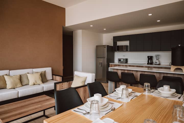 Moderno Y Bello Apartamento  Para 10 Personas - Guatemala City