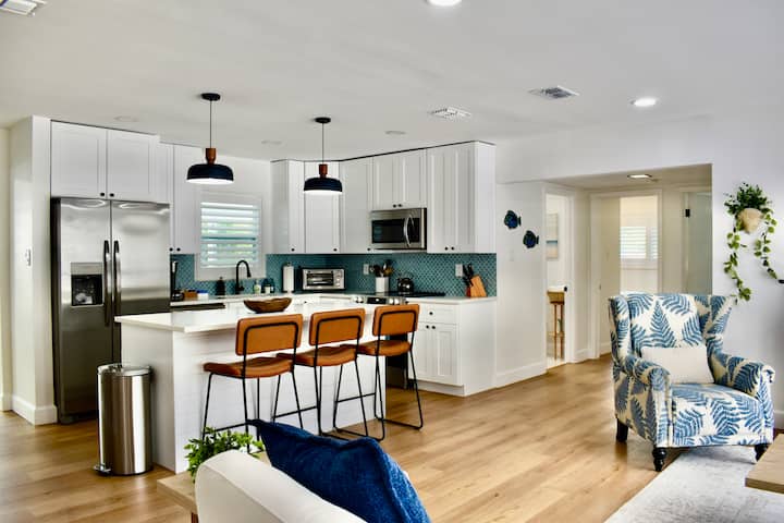 Madeira Beach Home - Private Pool-golf Cart - Treasure Island, FL