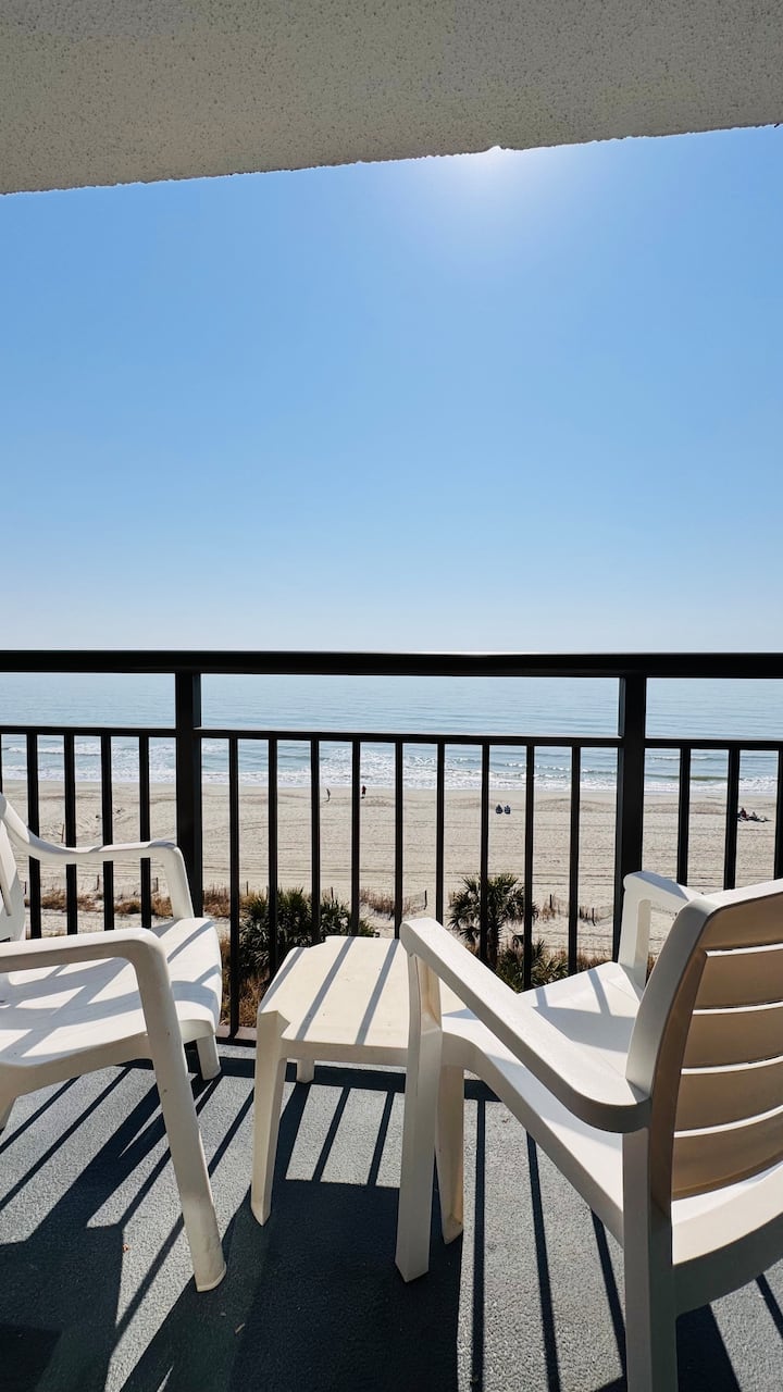 La6 Ocean Front Studio + Pool - マートルビーチ, SC