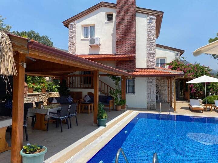 Marmaris'te Havuzlu Doğa Villası - Bozburun