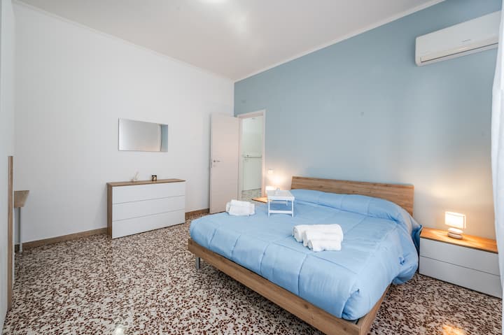 Smart Stay Near Policlinico & City Center - Modena