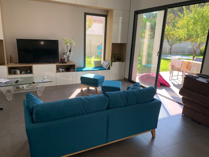 Bas De Villa à 200m De La Mer - Martigues