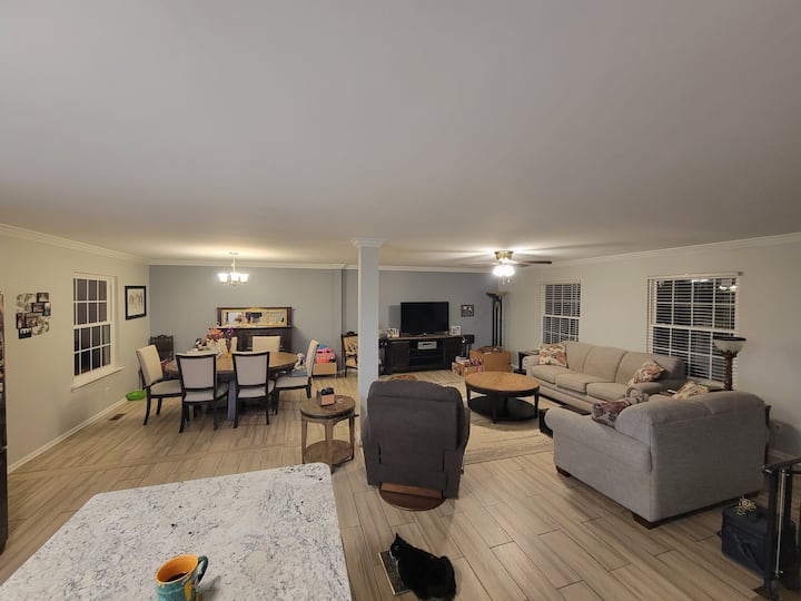 Welcome To Grandpa's House - Chattanooga, TN