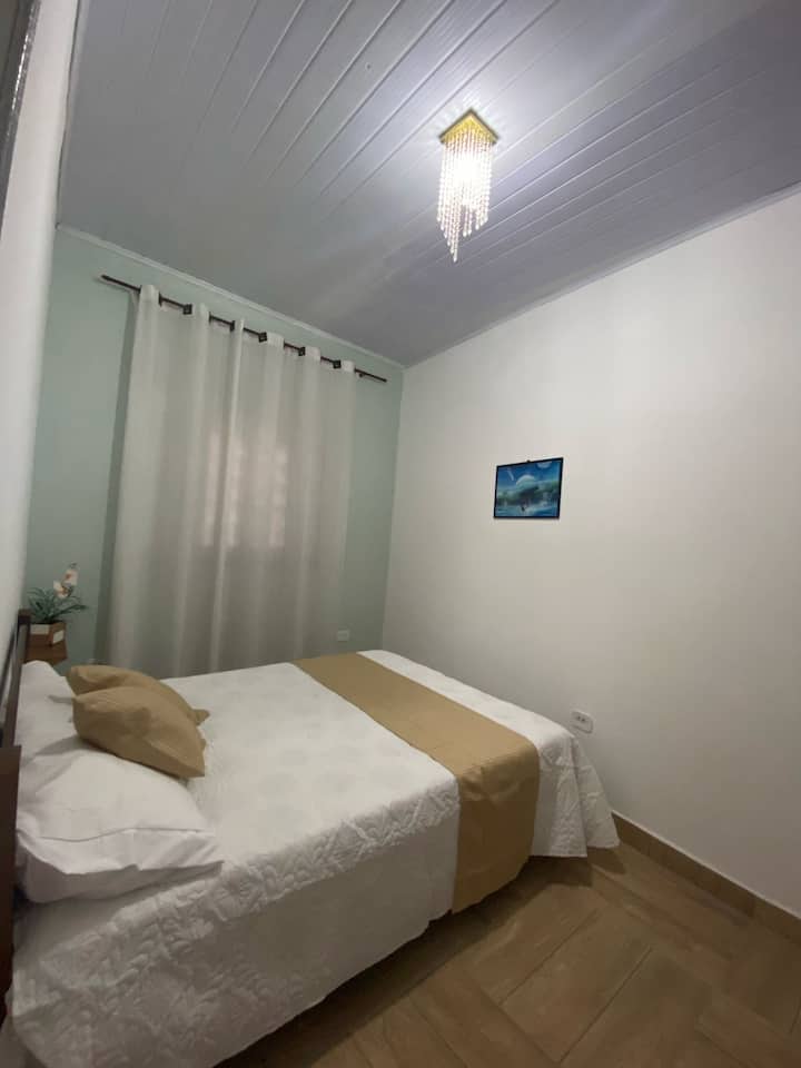 Casa Em Guararema; Próx. Centro. - Guararema