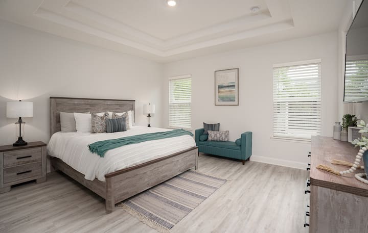Close To Beach + Private Hot Tub *Available Now! - St. Augustine, FL