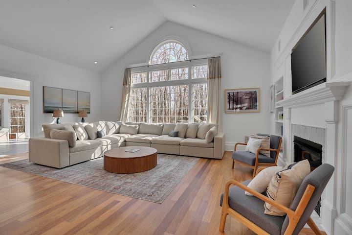 Luxurious 5 Bed House In Mystic - Stonington, CT