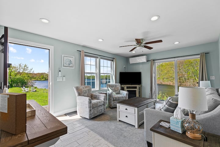 Escape By The Pond - Tiverton, RI