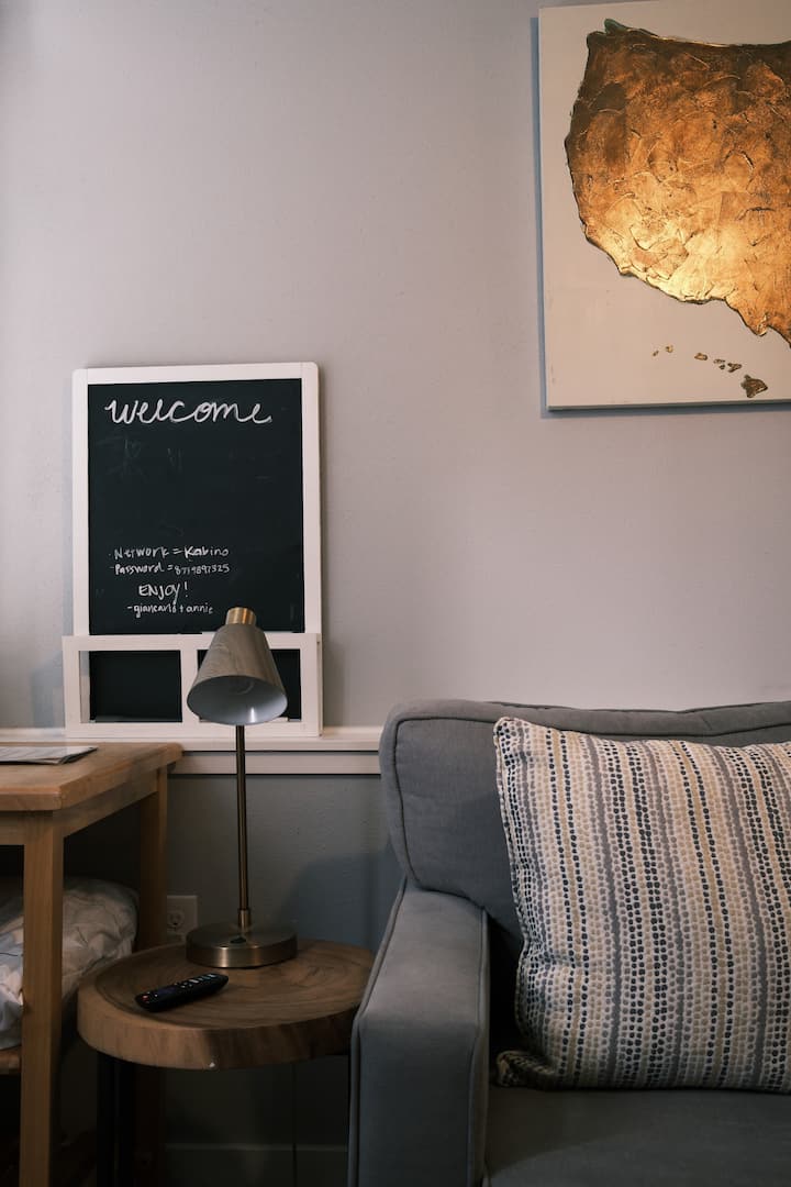 Tiny Cute Loft Home Close To Green Lake - Seattle, WA