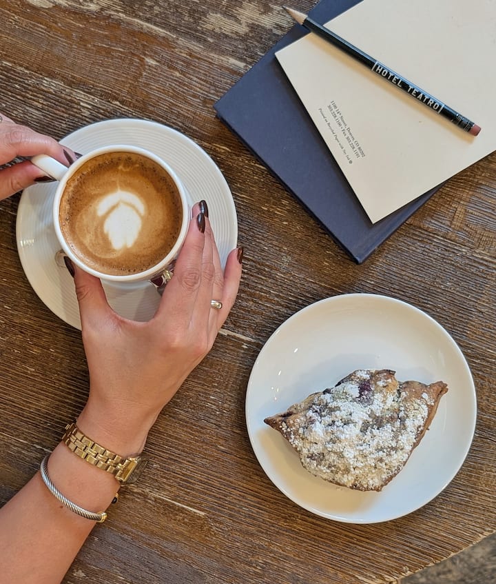 Stylish Room In Downtown Denver - Denver, CO