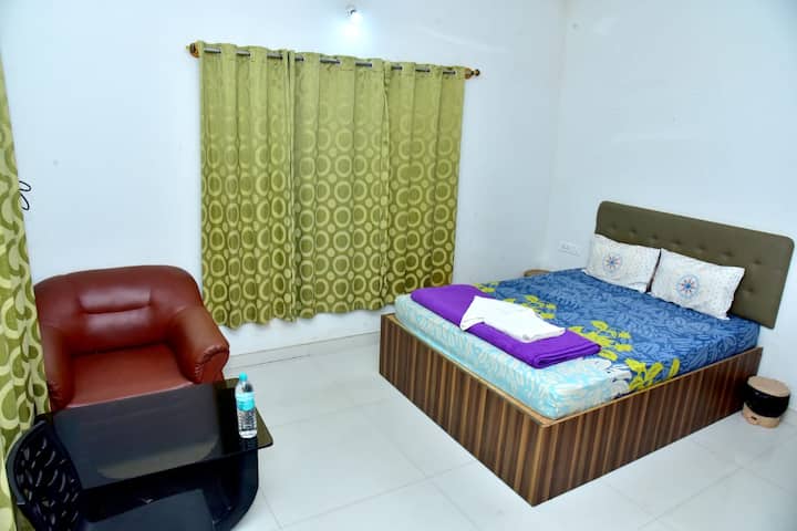 Deluxe Room With Double Share - Belur