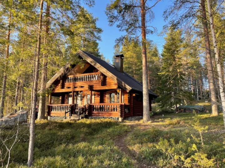 Hirsimökki Ison Järven Rannalla-hirviniemi - Lieksa