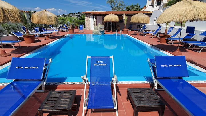 7 Doppia Panoramica Con Piscina - Ischia