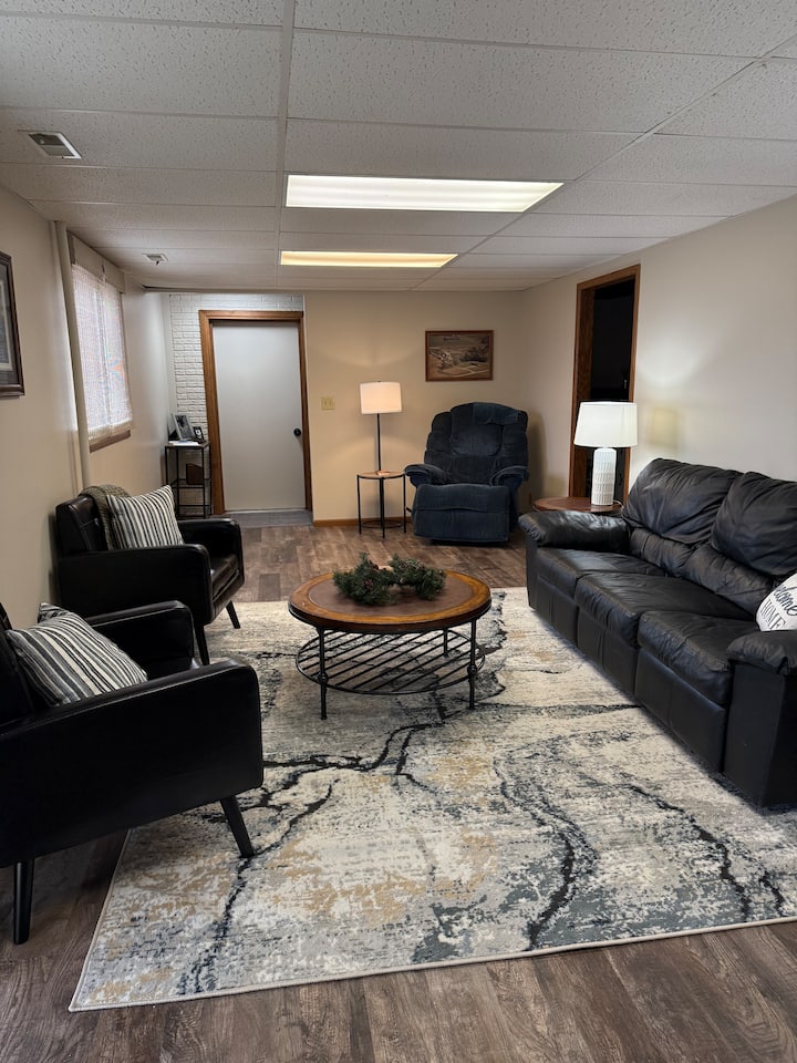 Schipp's Hideaway, Quiet & Peaceful, 2br,1 Bath - Knoxville, IA