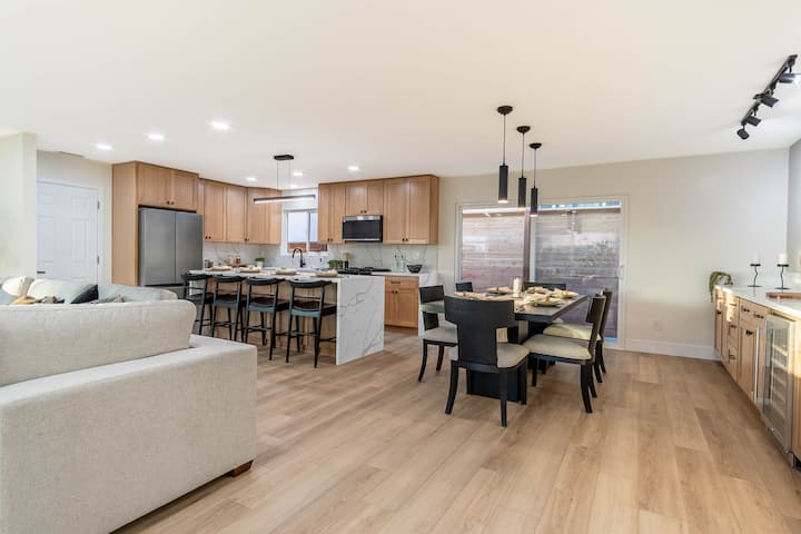 Modern Bay Park Getaway | Pool & Bay Adventures - San Diego, CA