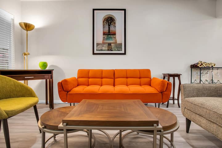 Chic And Cozy Indian Canyons - Palm Springs, CA