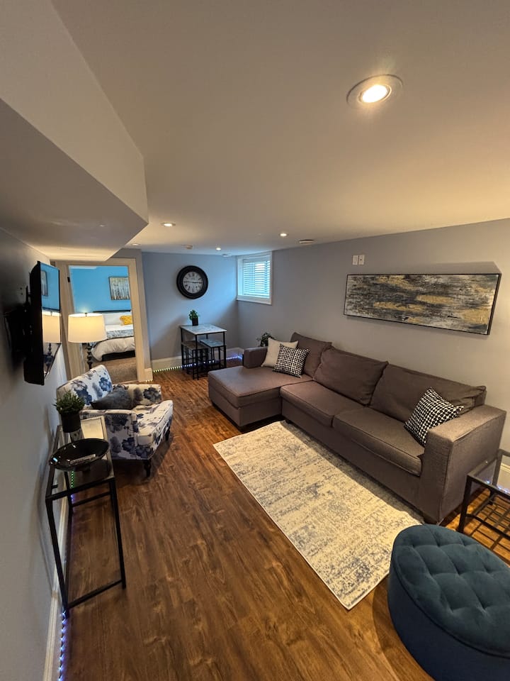 Downtown Burlington King Suite - Hamilton