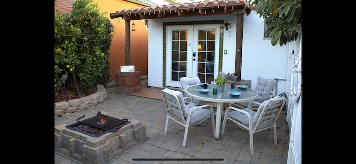 Cute Casita Backhouse - Long Beach, CA