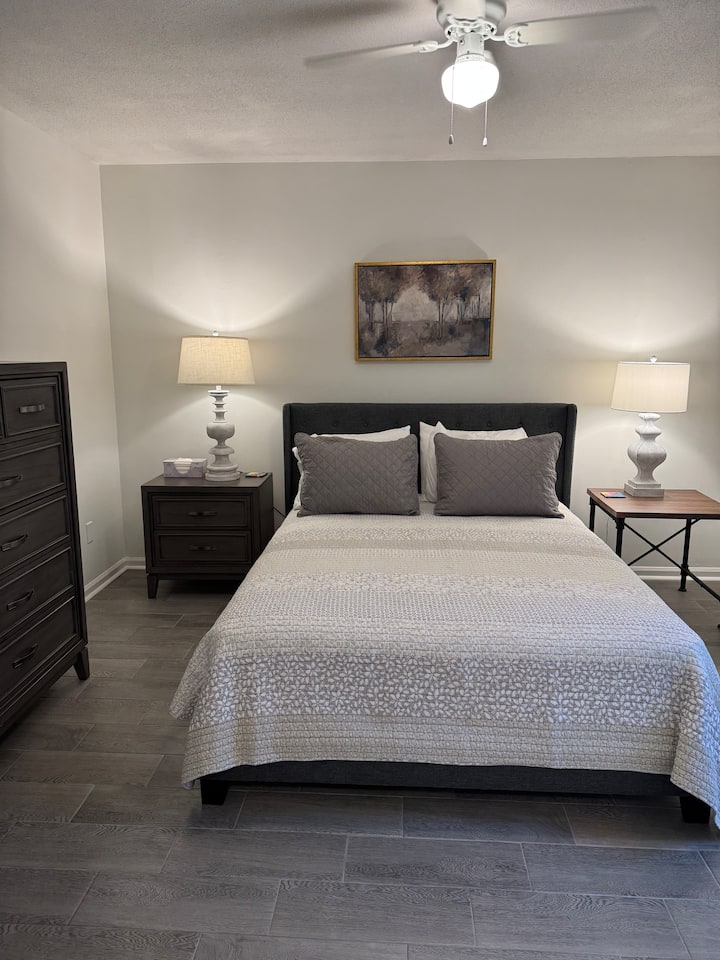 Private And Safe 3 Bdrm/2bath For Up To 6 People. - Bryant-Denny Stadium - Tuscaloosa