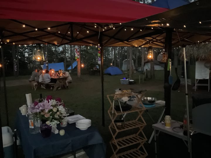 Camp Mountain Pineridge, Belize
Meals Included - Belize