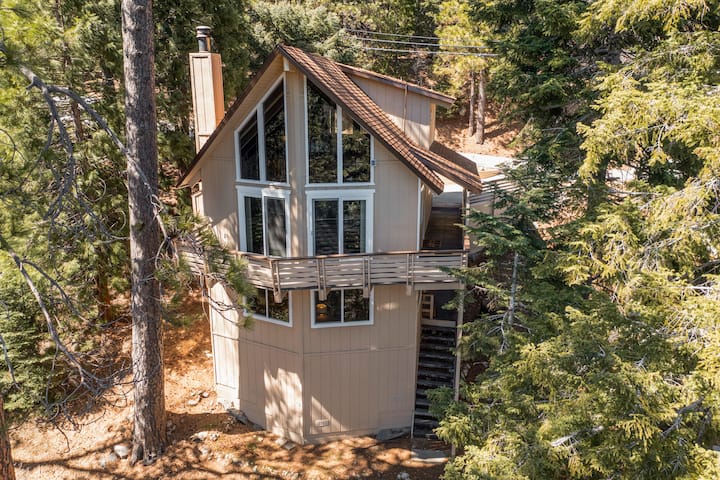 Cozy Cabin In Lake Arrowhead - Crestline, CA