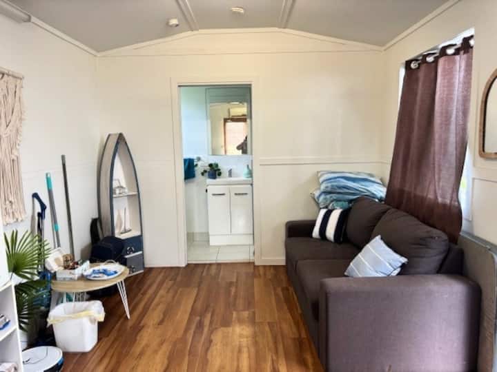 Flametree Cabin - Airlie Beach