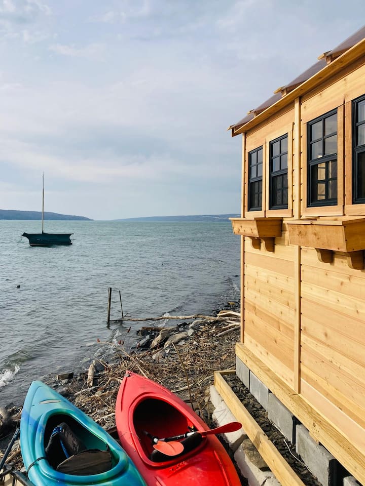 Cayuga Lake Hut - Ithaca, NY