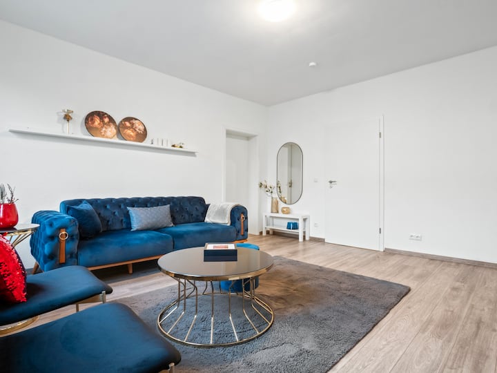 80 Qm - Zentrale 3-zimmerwohnung - Free Parking - Kaufungen