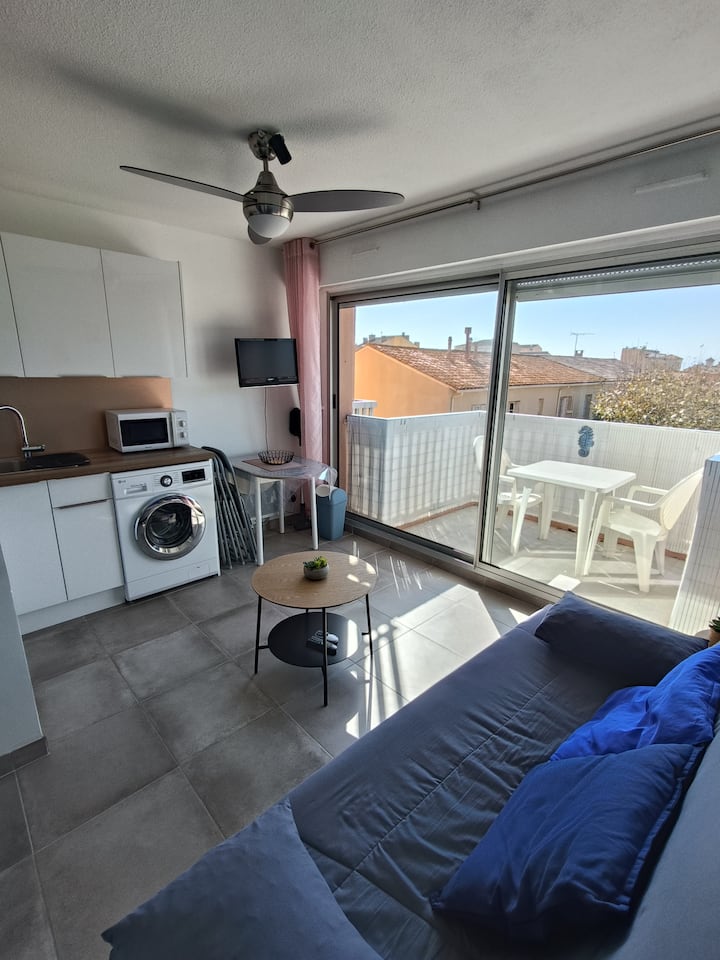 Studio Cabine-centre Valras-50m Plage-
4 Couchages - Valras-Plage