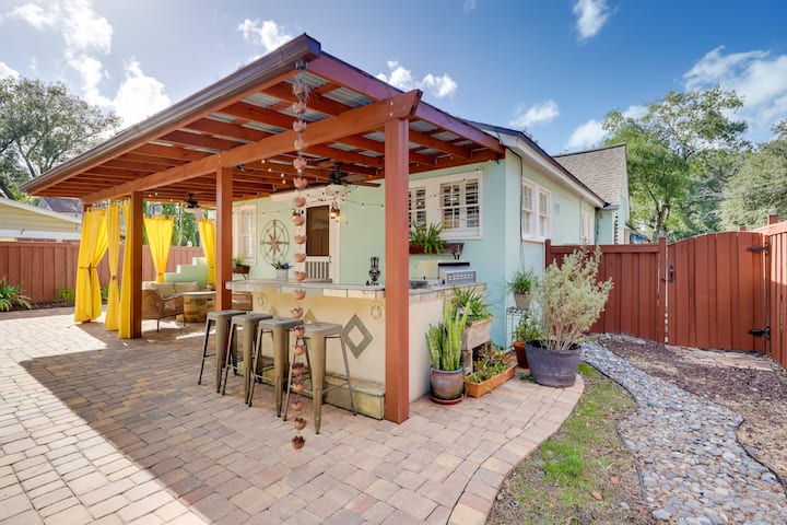 Sunshine Bungalow - Jacksonville, FL