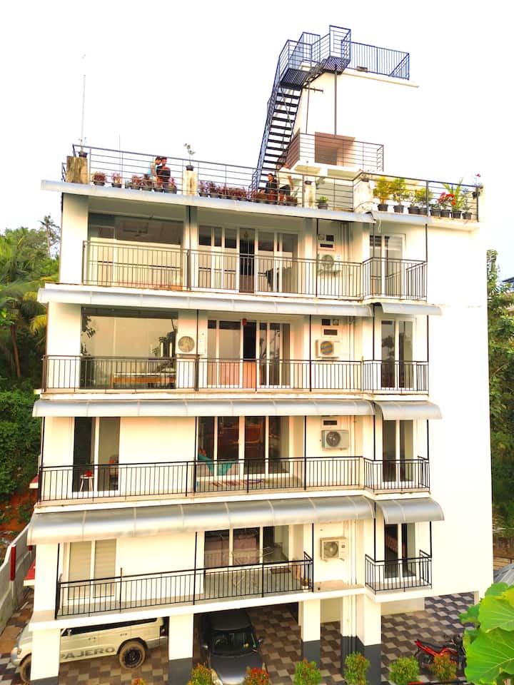 Luxury Ocean View Hilltop Residency Appartment - Thiruvananthapuram