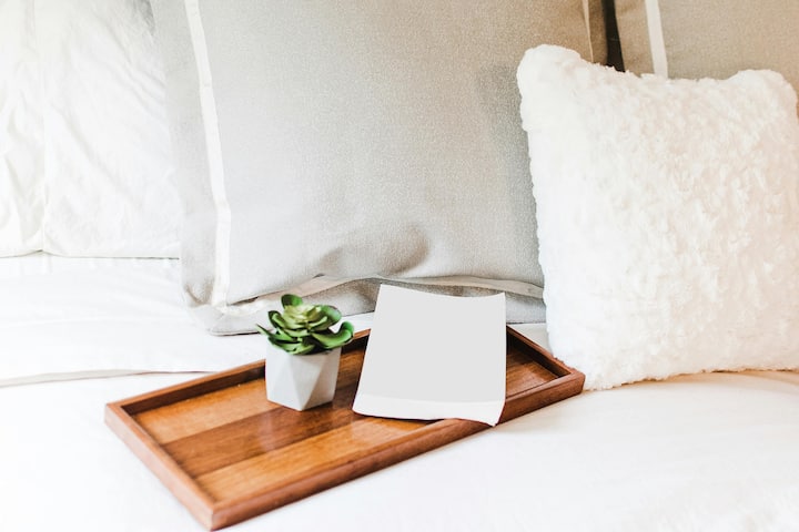 Downtown *Retreat King Bed* Wifi - Oslo