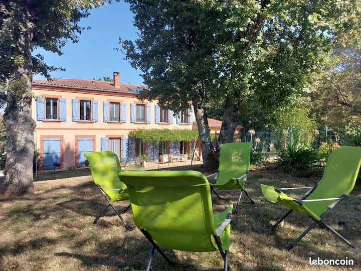 Gîte 12 Pers + Jardin Et Piscine - Montauban
